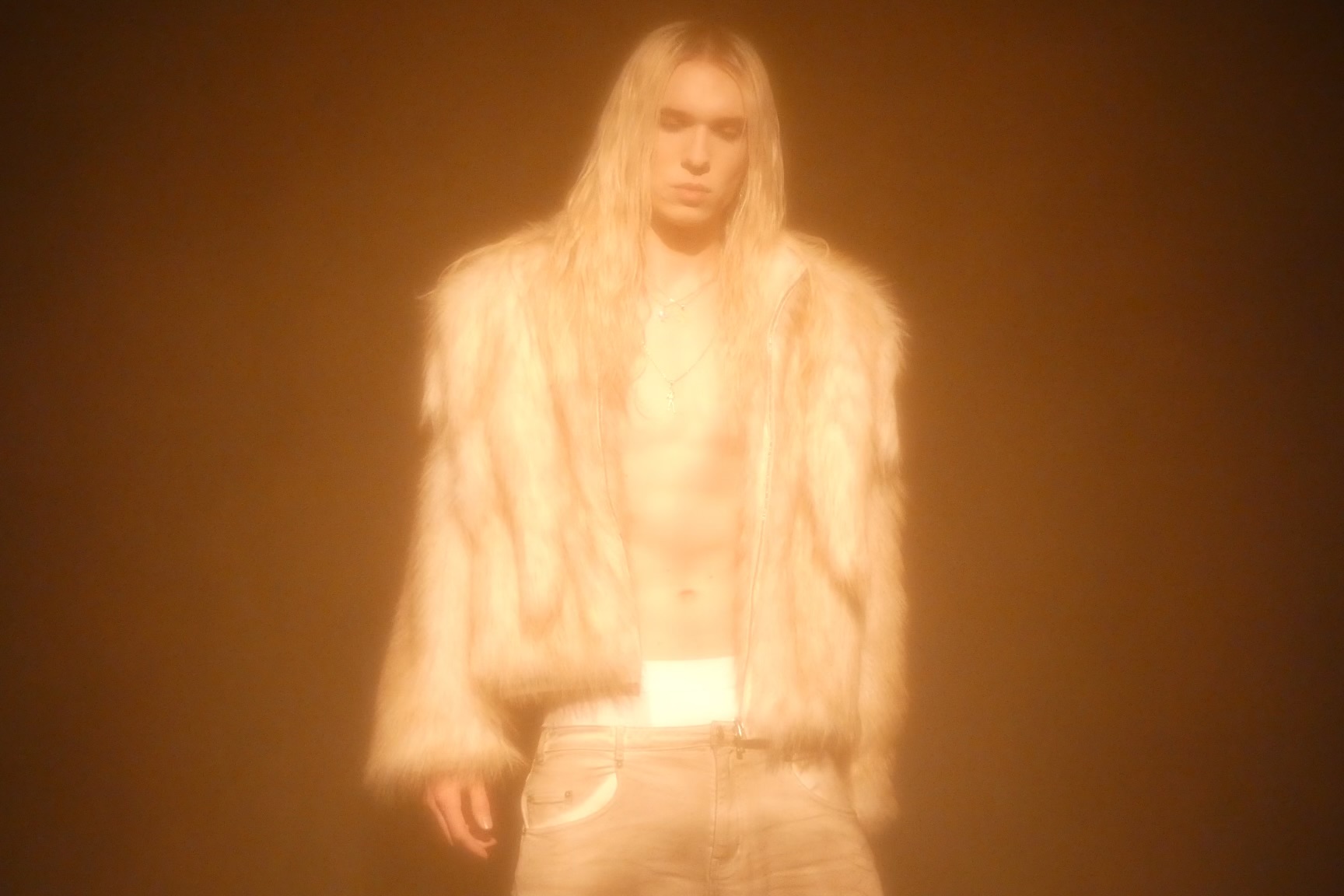 2hollis - Am 17.11.2025 in Berlin (Astra Kulturhaus)